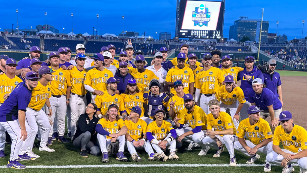 LSU fends off elimination at CWS - Baseball Prospect Journal