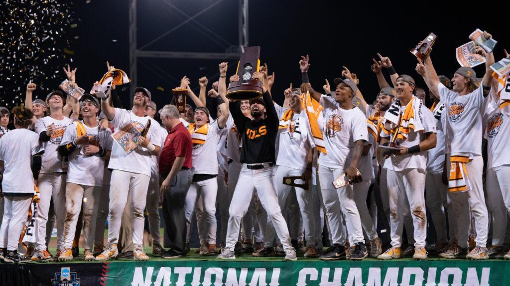Tennessee captures its first national title - Baseball Prospect Journal
