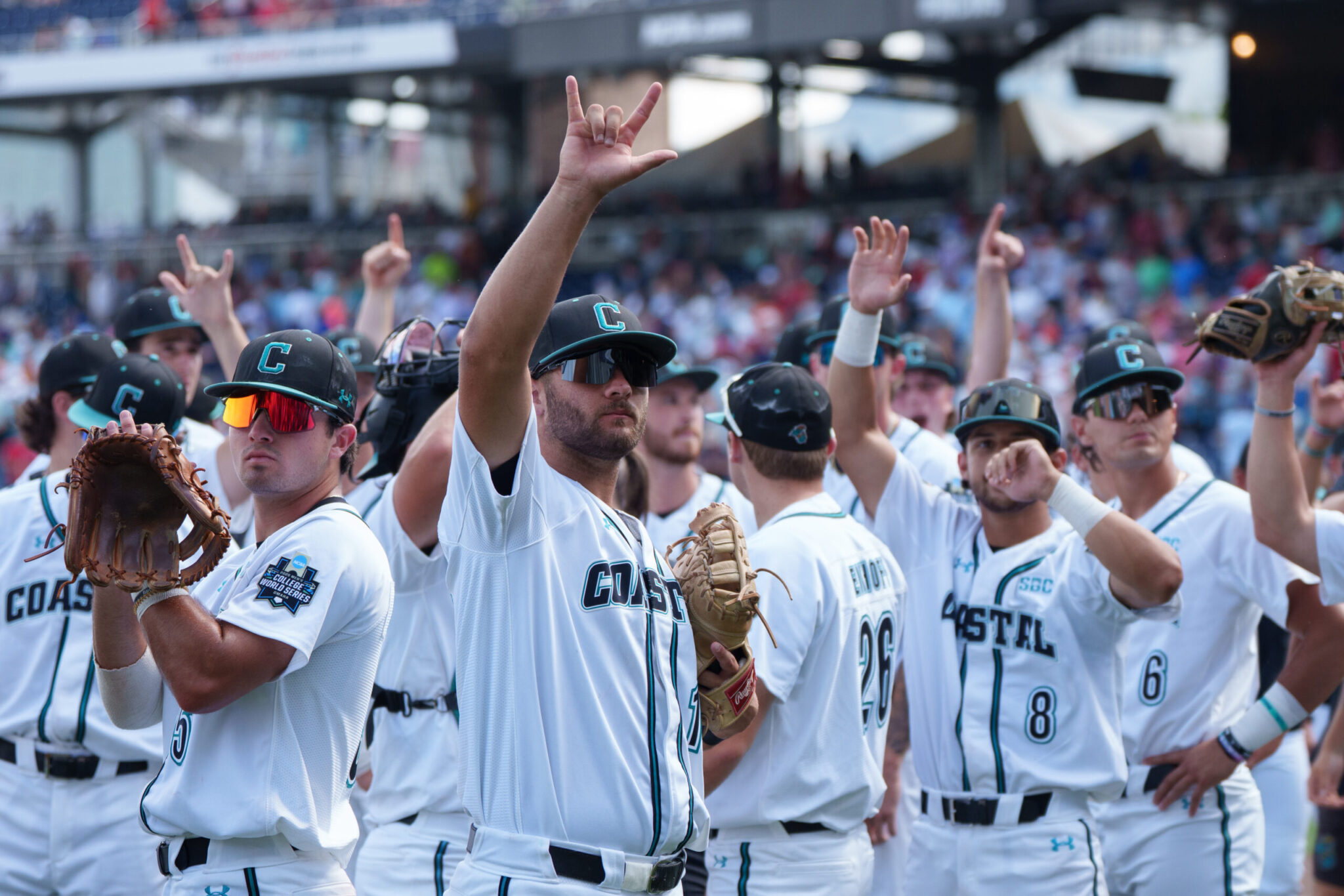 Coastal Carolina wins CWS opener: Photo Gallery - Baseball Prospect Journal